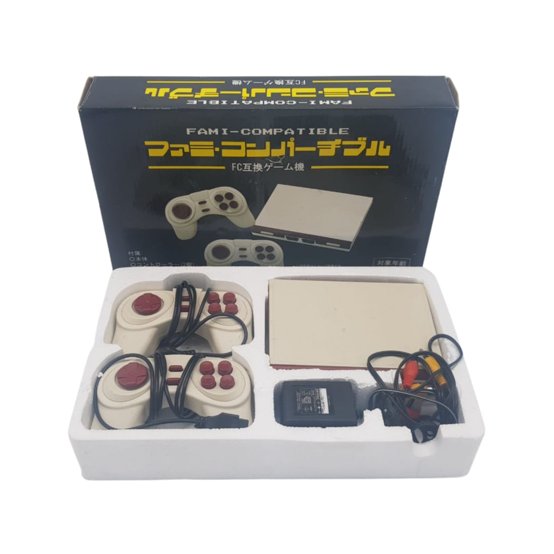 Console FC FAMI-COMPATIBILE clone Nes a Cartucce, funziona a Batterie o ...